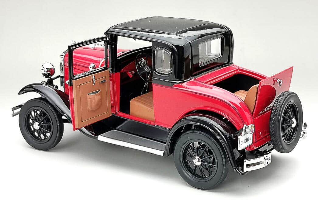1/18 : La Ford Model A arrive chez Sun Star - PDLV